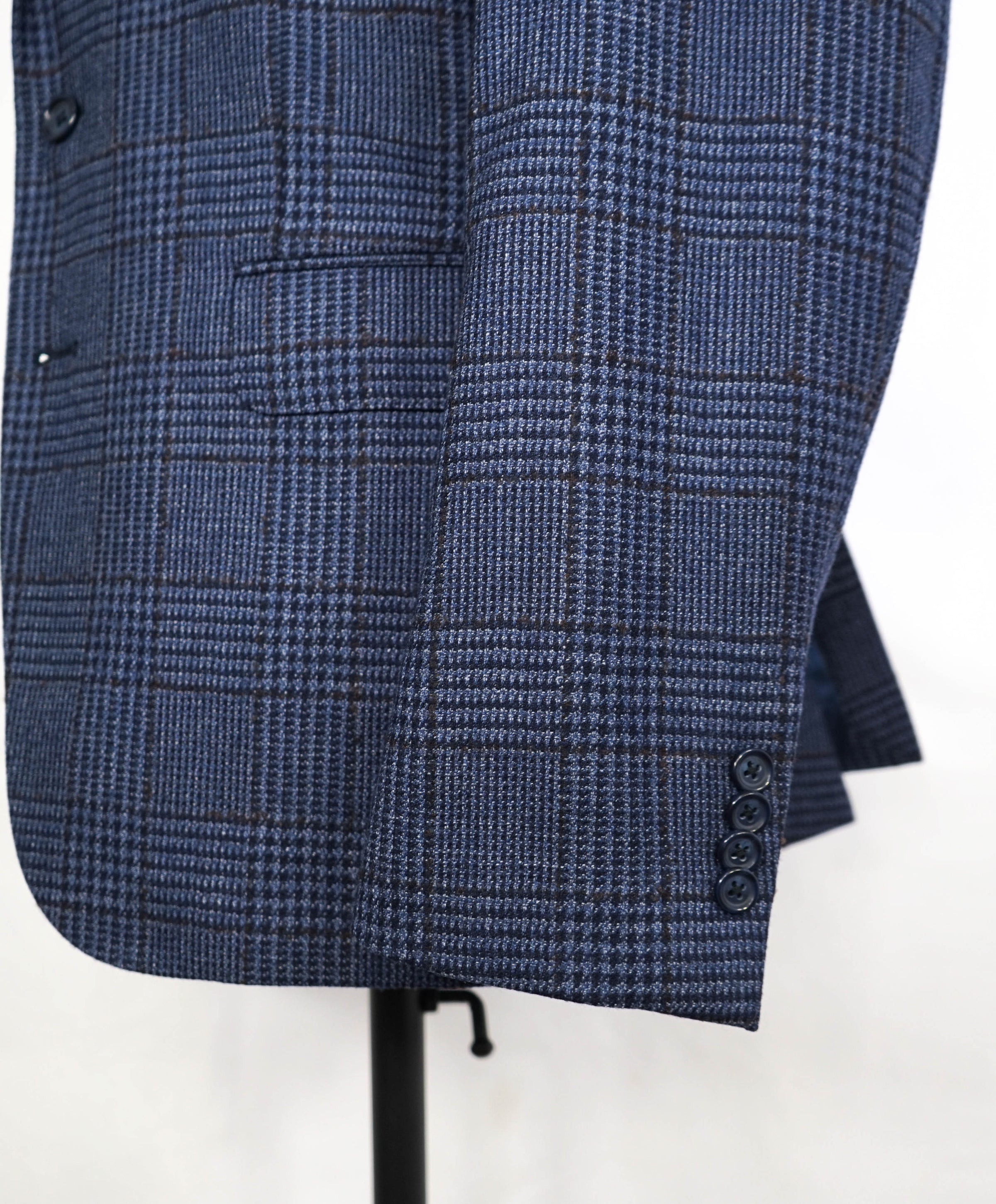 $1,295 LORO PIANA - MOVIMENTO “ZELANDER” Bold Blue Check Blazer- 46R ...