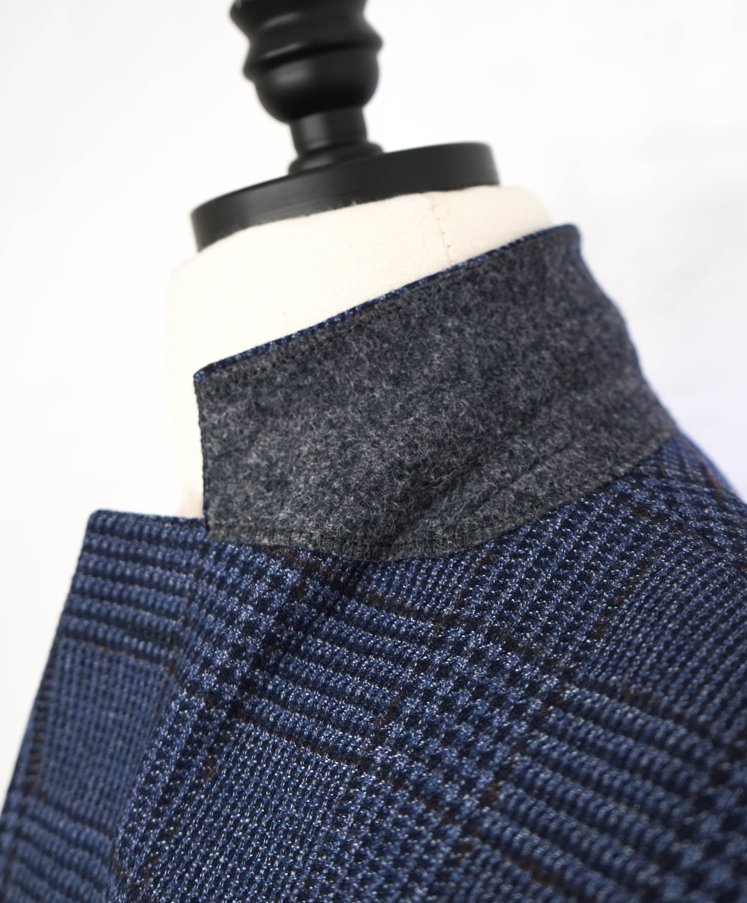 $1,295 LORO PIANA - MOVIMENTO “ZELANDER” Bold Blue Check Blazer- 46R ...