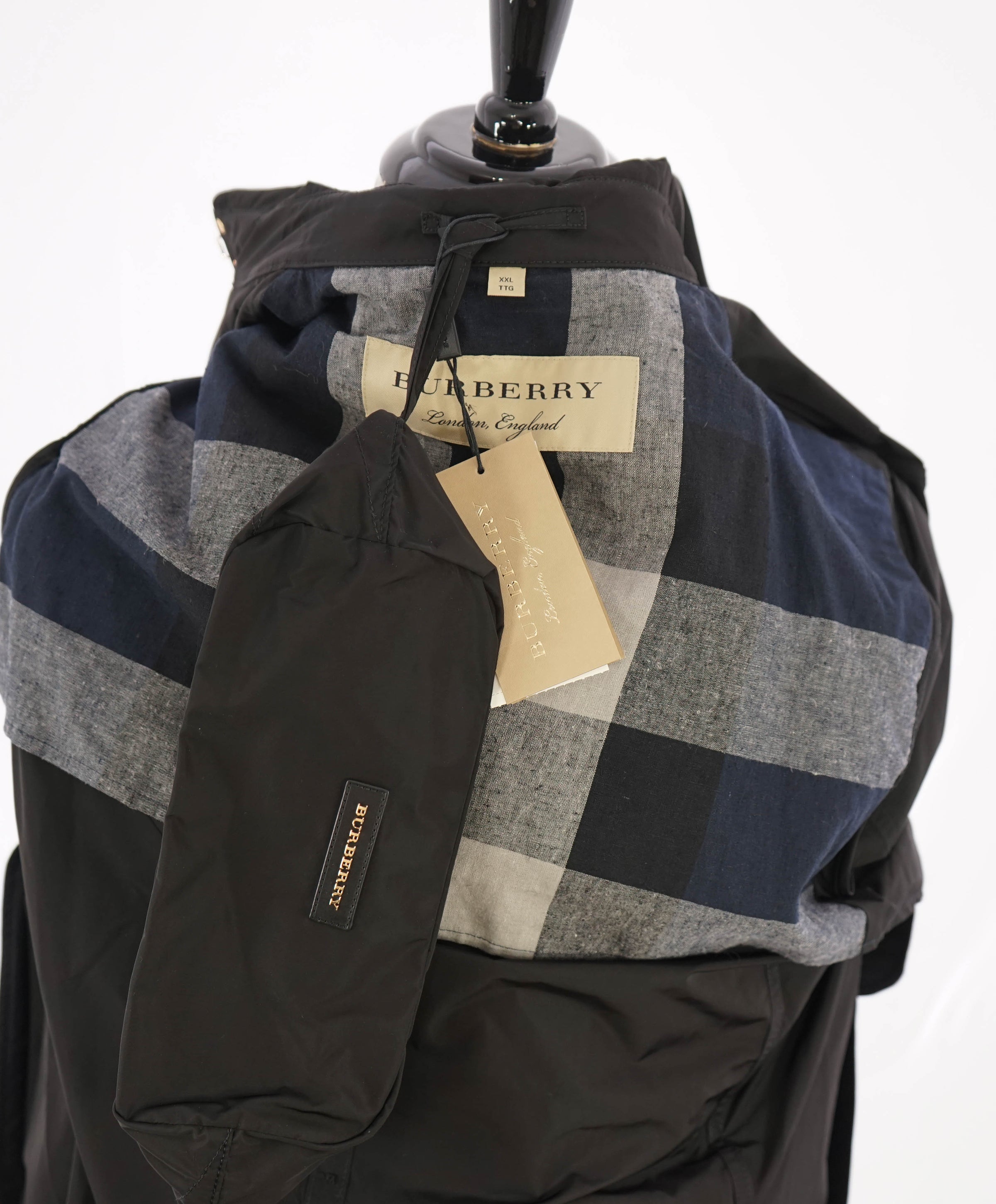 BURBERRY LONDON ENGLAND - Black PACKABLE Heritage LOGO Trench Coat - X ...