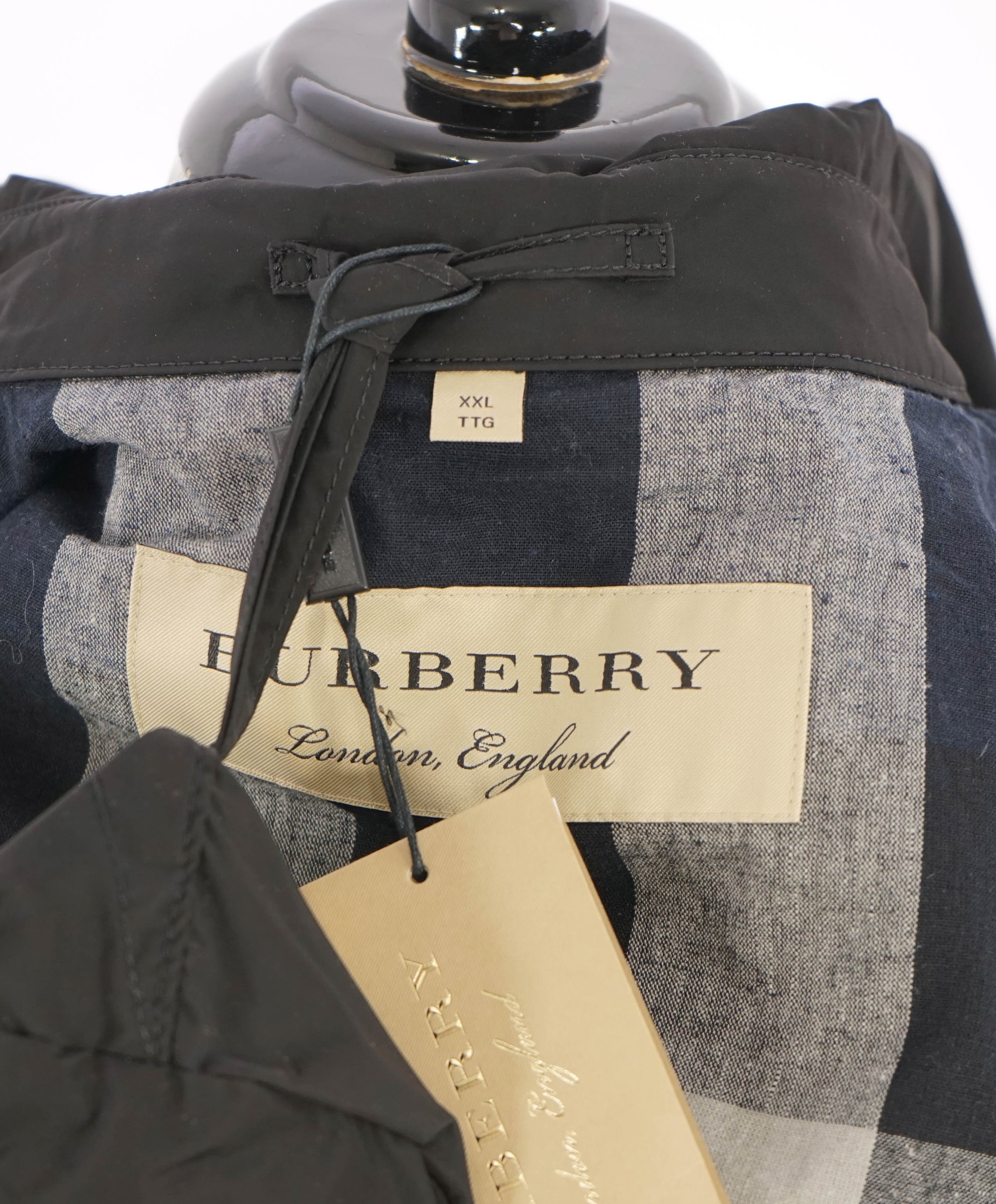 BURBERRY LONDON ENGLAND - Black PACKABLE Heritage LOGO Trench Coat - X ...